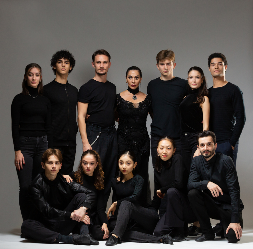 Bilete: „About us - Despre noi”, cu participarea actorilor Iuliana ...